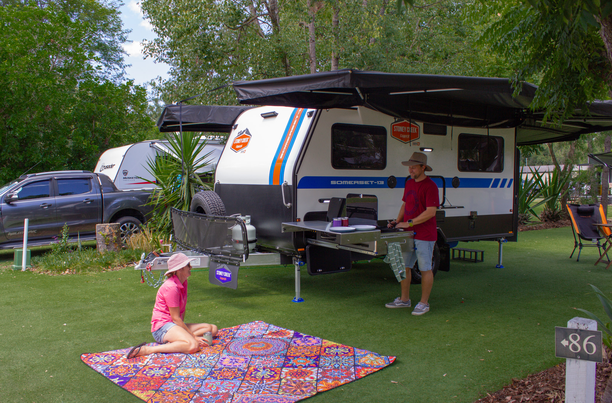 Somerset-13 On-Road Hybrid Caravan | Stoney Creek Campers